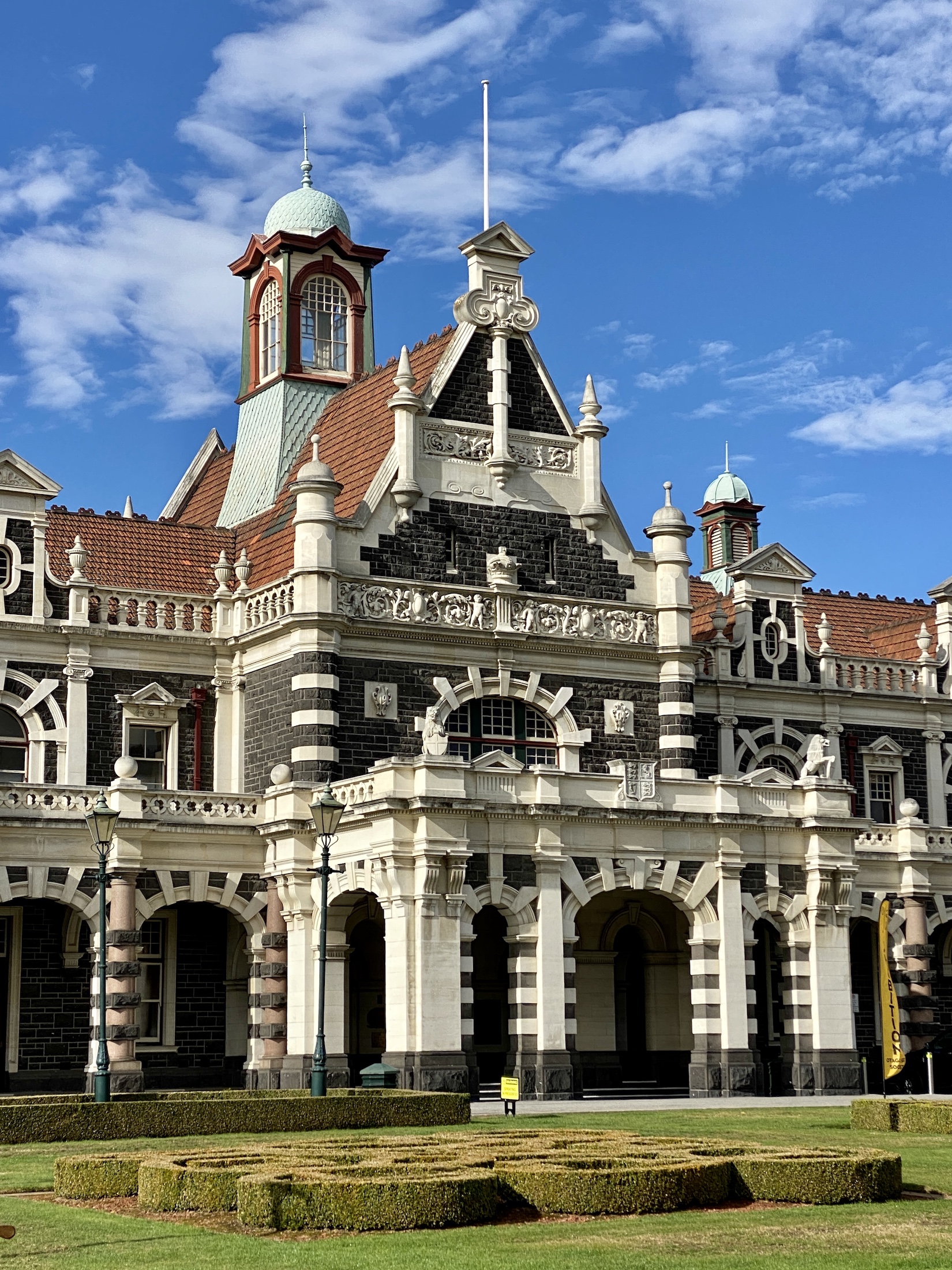 Dunedin Travel Guide: Best Things to Eat, See & Do | Niki in New Zealand