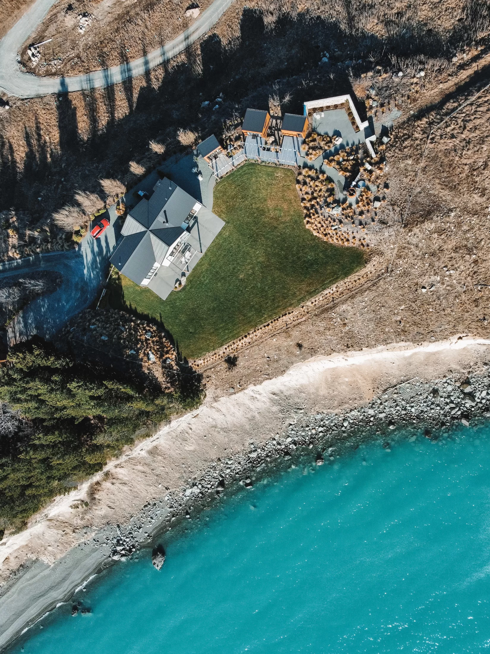 Mt Cook Lakeside Retreat: Romantic Luxury Getaway in Twizel